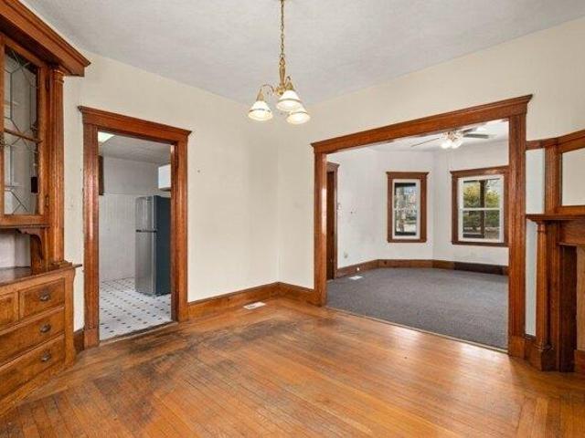 house with 2 bedroom, Medford MA ES103074280