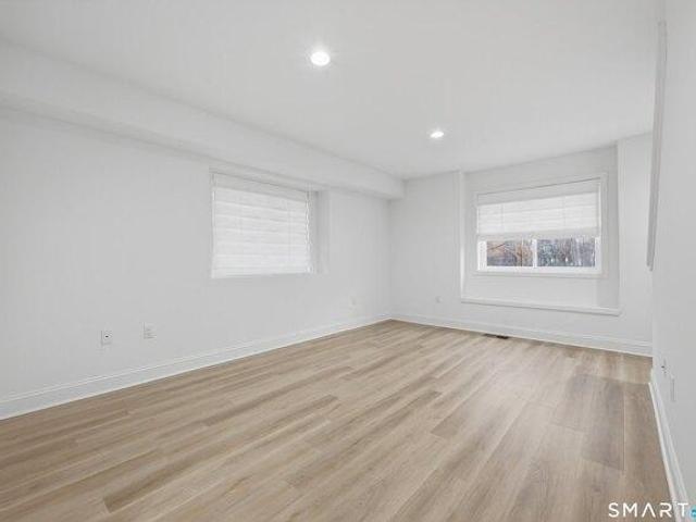 house with 2 bedroom, Meriden CT DS102279522
