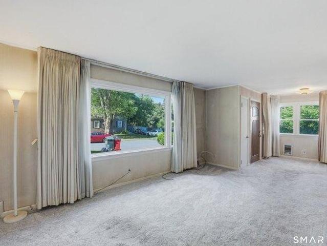house with 2 bedroom, Meriden CT ES104477832