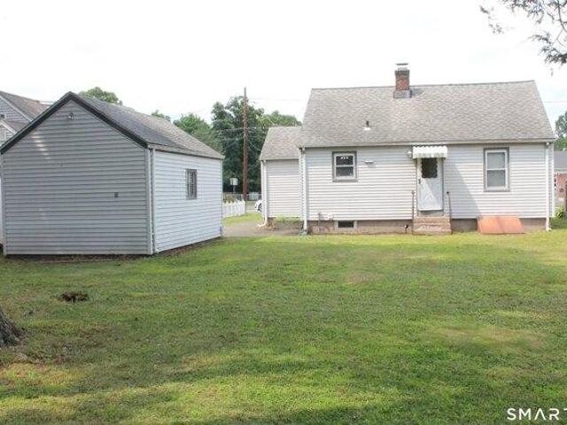 house with 2 bedroom, Meriden CT ES104831434
