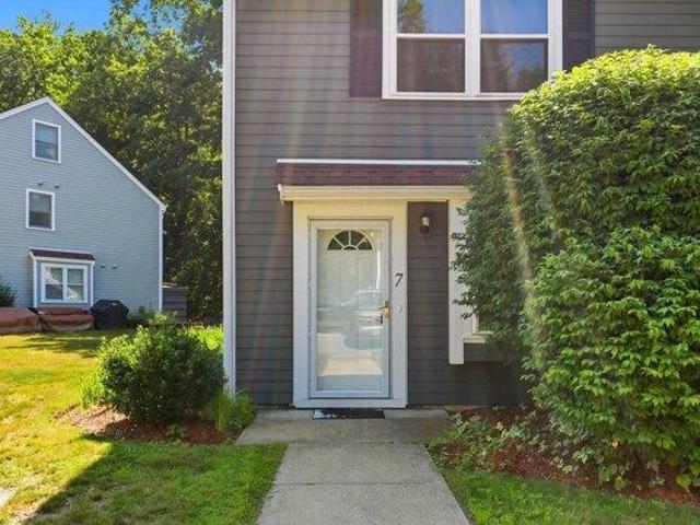 house with 2 bedroom, Merrimack NH ES104151523
