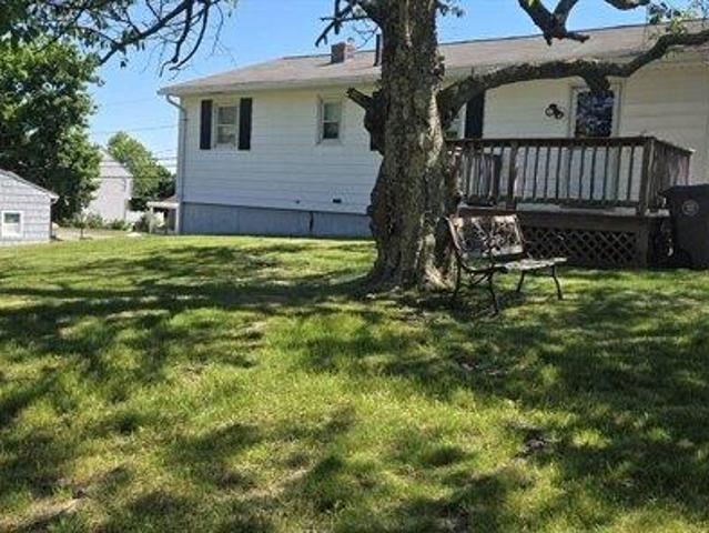 house with 2 bedroom, Methuen MA ES104331307
