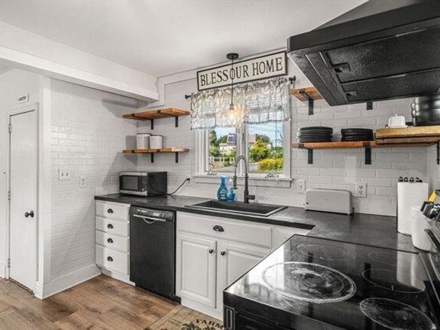 house with 2 bedroom, Methuen MA ES105160252