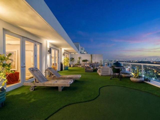 house with 2 bedroom, Miami Beach FL DS100973349