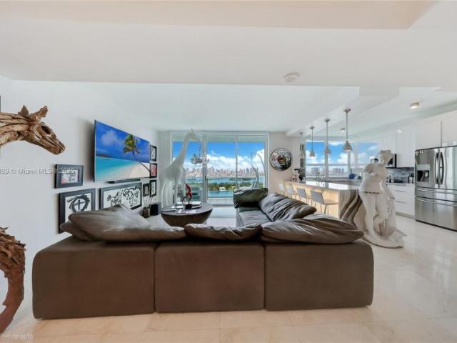 house with 2 bedroom, Miami Beach FL FL DS102395746