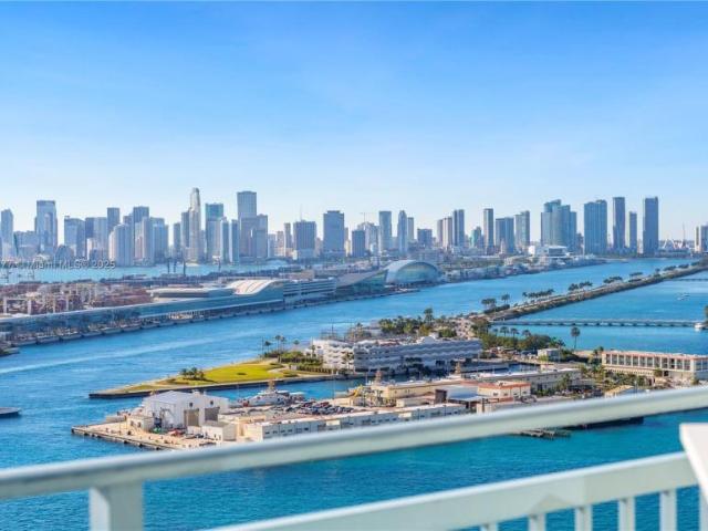house with 2 bedroom, Miami Beach FL FL DS102658827