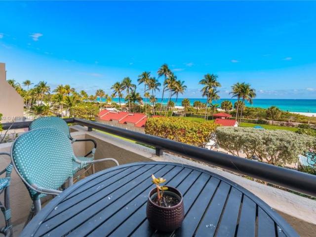 house with 2 bedroom, Miami Beach Fl FL DS102659537