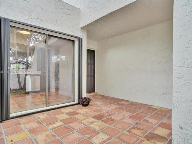 house with 2 bedroom, Miami FL FL DLS102244844
