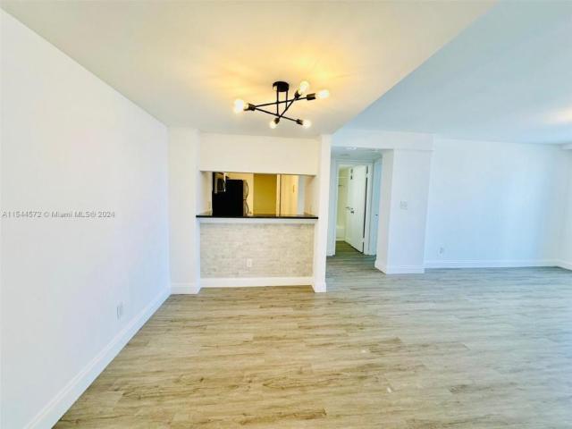 house with 2 bedroom, Miami FL FL DLS102244295