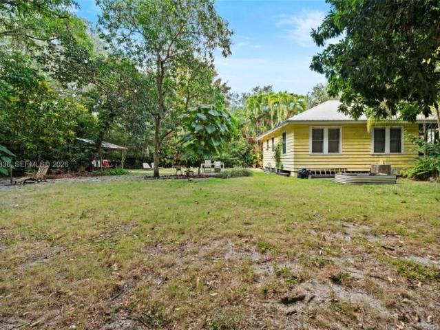 house with 2 bedroom, Miami FL FL DS102395324