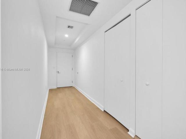 house with 2 bedroom, Miami Fl FL DS102396979