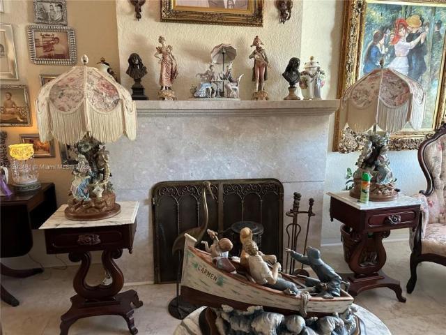house with 2 bedroom, Miami FL FL DS102397408