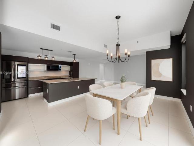 house with 2 bedroom, Miami FL FL DS102397556