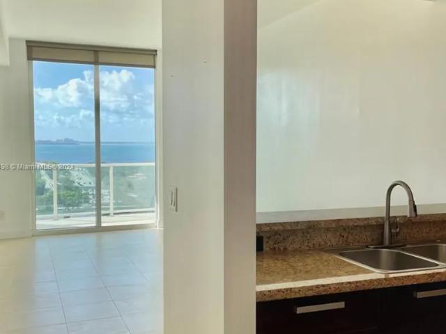 house with 2 bedroom, Miami Fl FL DS102397972