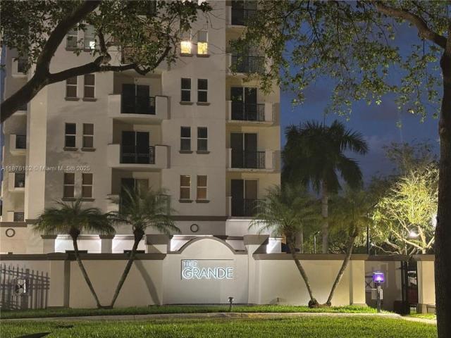 house with 2 bedroom, Miami Fl FL DS102398471