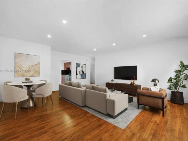 house with 2 bedroom, Miami FL FL DS102588889