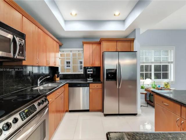 house with 2 bedroom, Miami Fl FL DS102659532