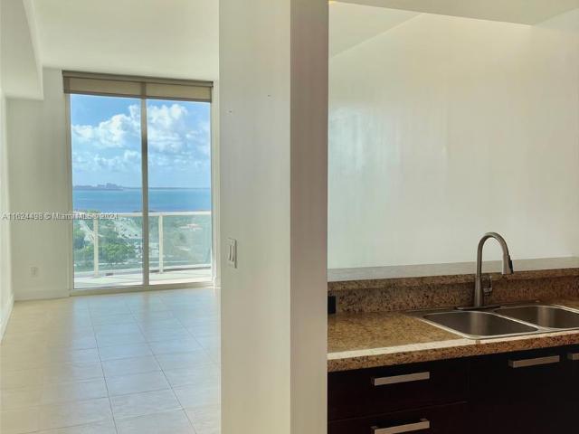 house with 2 bedroom, Miami Fl FL DS102660439