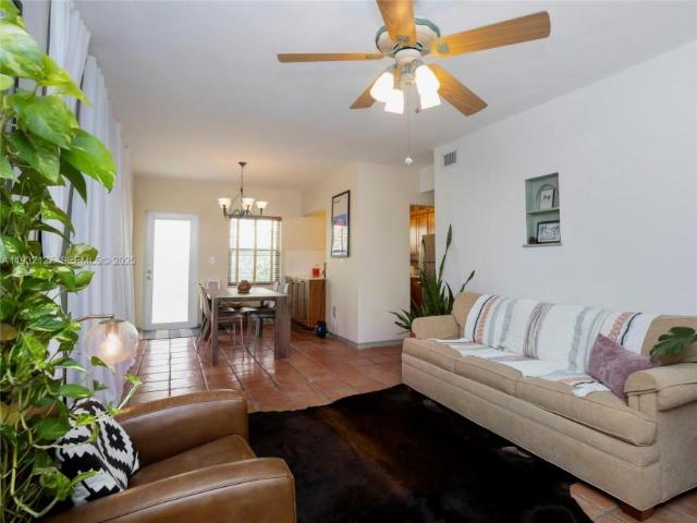 house with 2 bedroom, Miami Shores Fl FL DS102399181