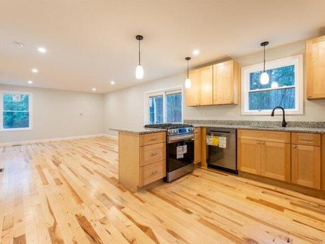 house with 2 bedroom, Middleton NH DS102157413