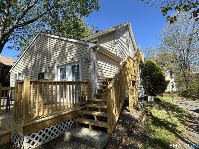 house with 2 bedroom, Middletown CT DLS102477727