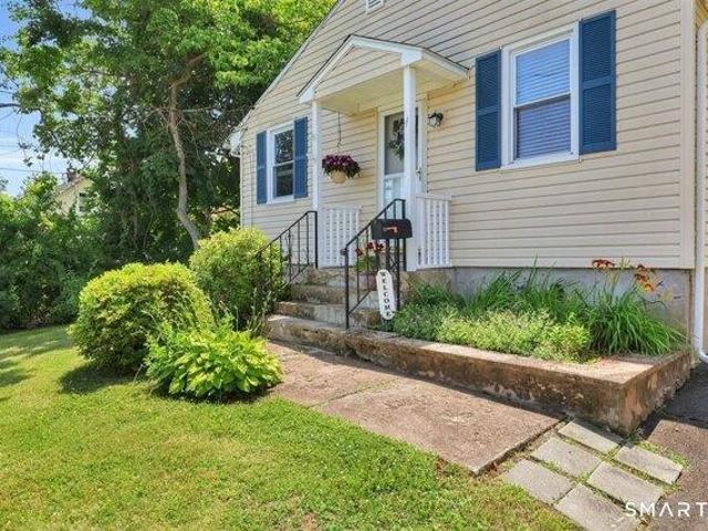 house with 2 bedroom, Middletown CT DS104113851