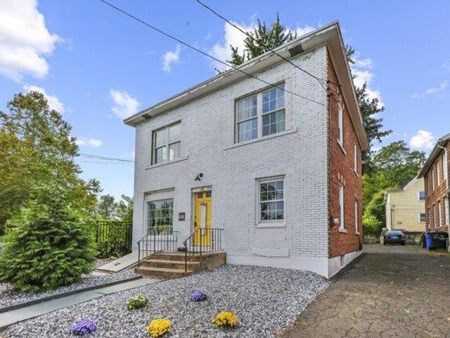 house with 2 bedroom, Middletown CT DS102155258