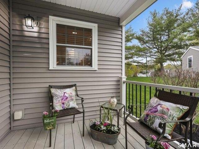 house with 2 bedroom, Middletown CT DS102475447