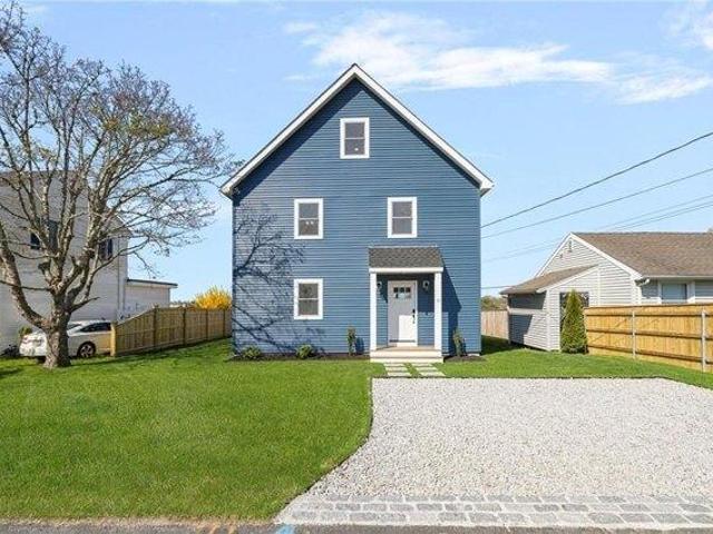 house with 2 bedroom, Middletown RI DS103807491