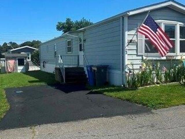 house with 2 bedroom, Middletown RI ES104835954