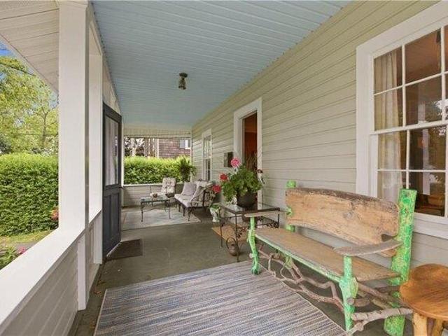house with 2 bedroom, Middletown RI ES104908247
