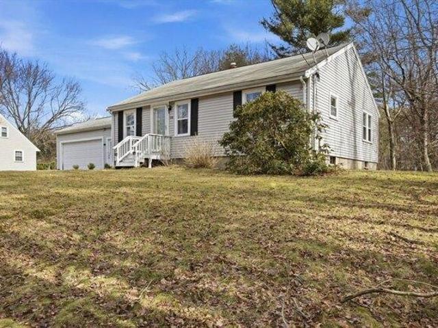 house with 2 bedroom, Middleboro MA DS102595431