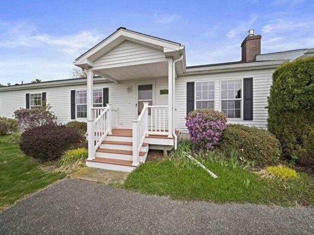 house with 2 bedroom, Middleboro MA ES105109572
