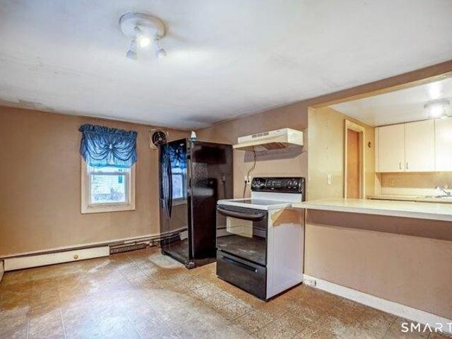 house with 2 bedroom, Middlebury CT ES103432202