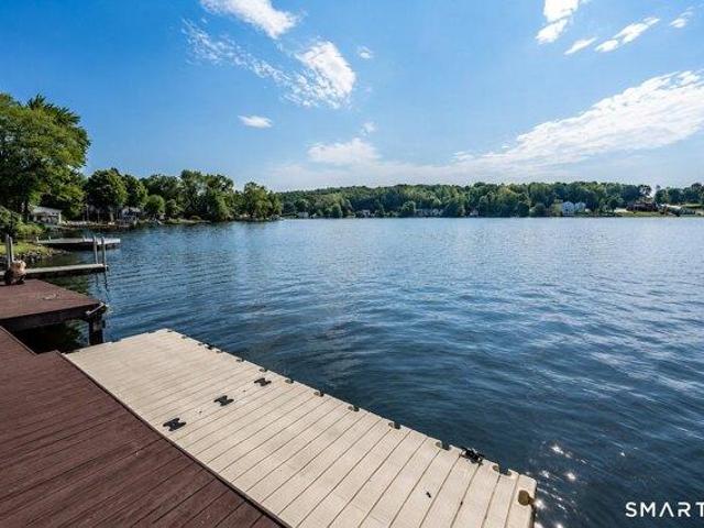 house with 2 bedroom, Middlefield CT ES104296614