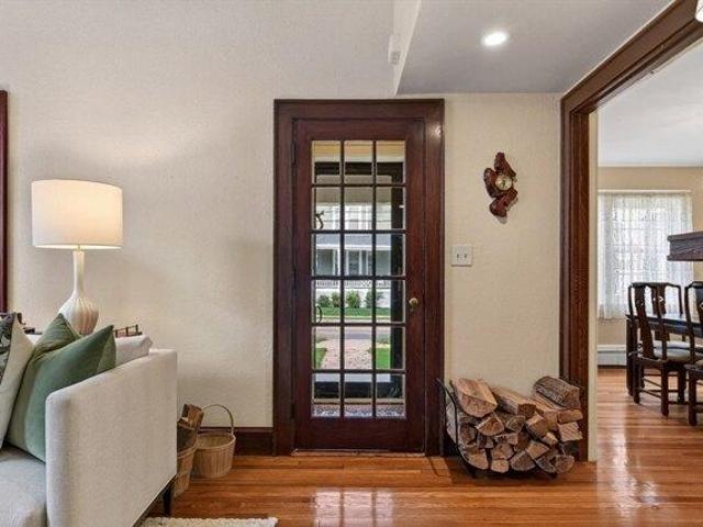 house with 2 bedroom, Milton MA ES105081576