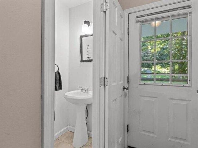 house with 2 bedroom, Milton VT ES105257386