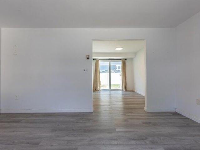 house with 2 bedroom, Milford NH ES104042754