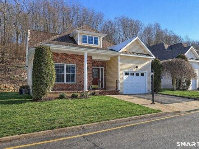 house with 2 bedroom, Milford CT DLS101780374