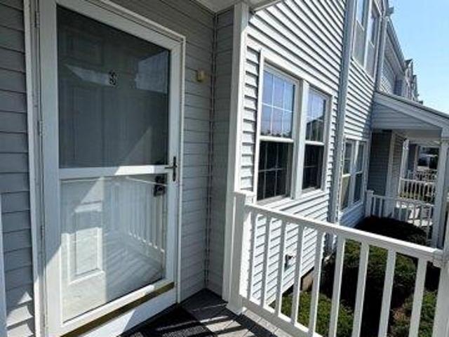 house with 2 bedroom, Milford CT DS104237517