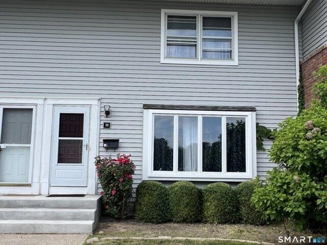 house with 2 bedroom, Milford CT DS104295355