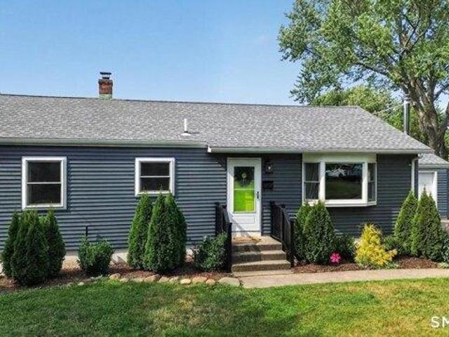 house with 2 bedroom, Milford CT DS104300003
