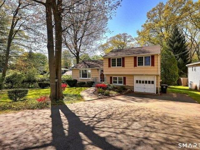 house with 2 bedroom, Milford CT DS102254026
