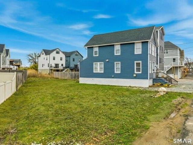 house with 2 bedroom, Milford CT DS103435525