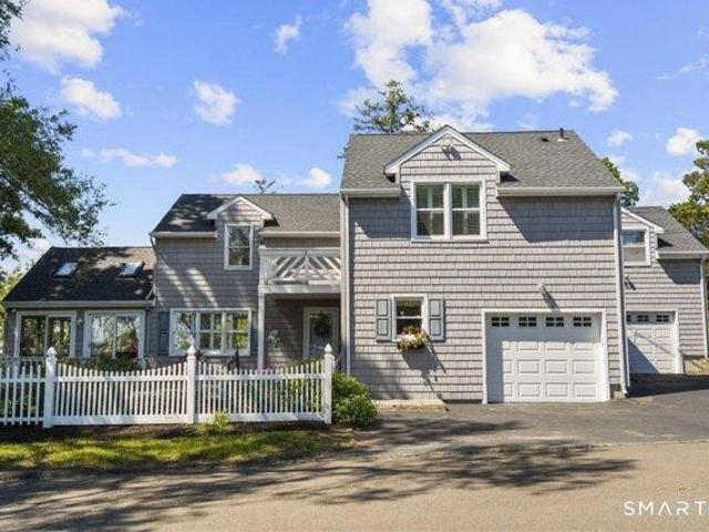 house with 2 bedroom, Milford CT ES104332434