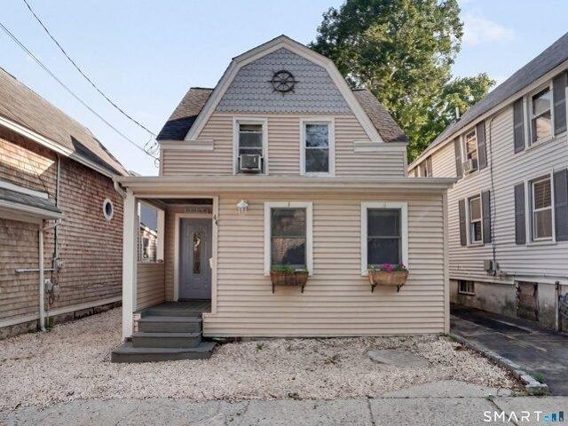 house with 2 bedroom, Milford CT ES105114222