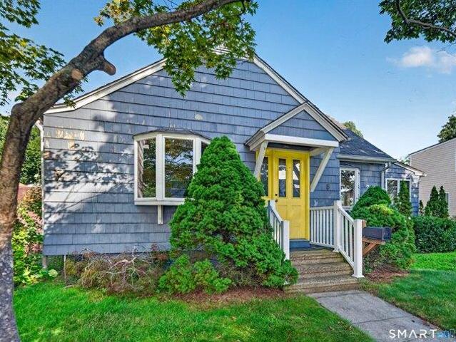 house with 2 bedroom, Milford CT ES105191139