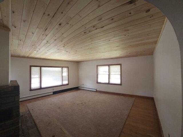 house with 2 bedroom, Millinocket ME DS103620008