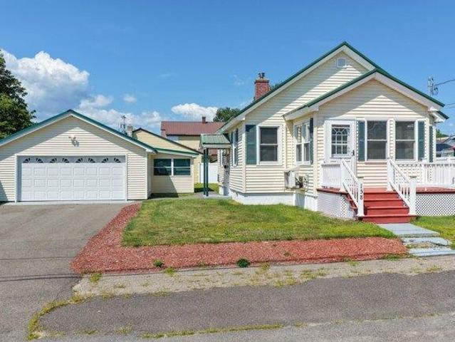 house with 2 bedroom, Millinocket ME ES104835684
