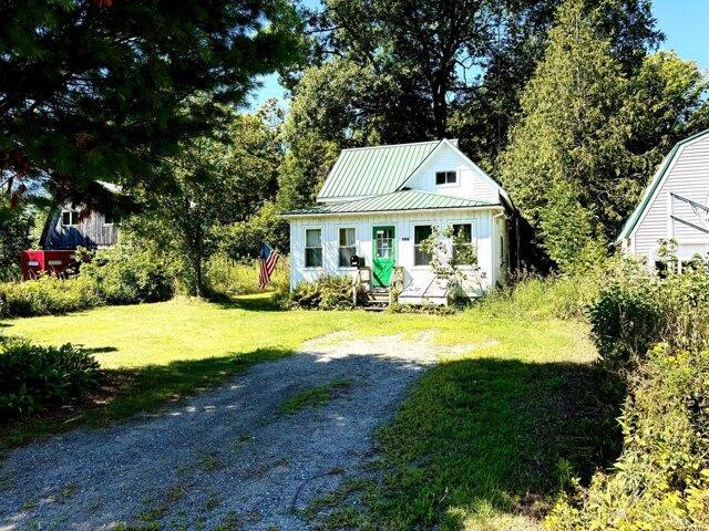 house with 2 bedroom, Millinocket ME ES105157598